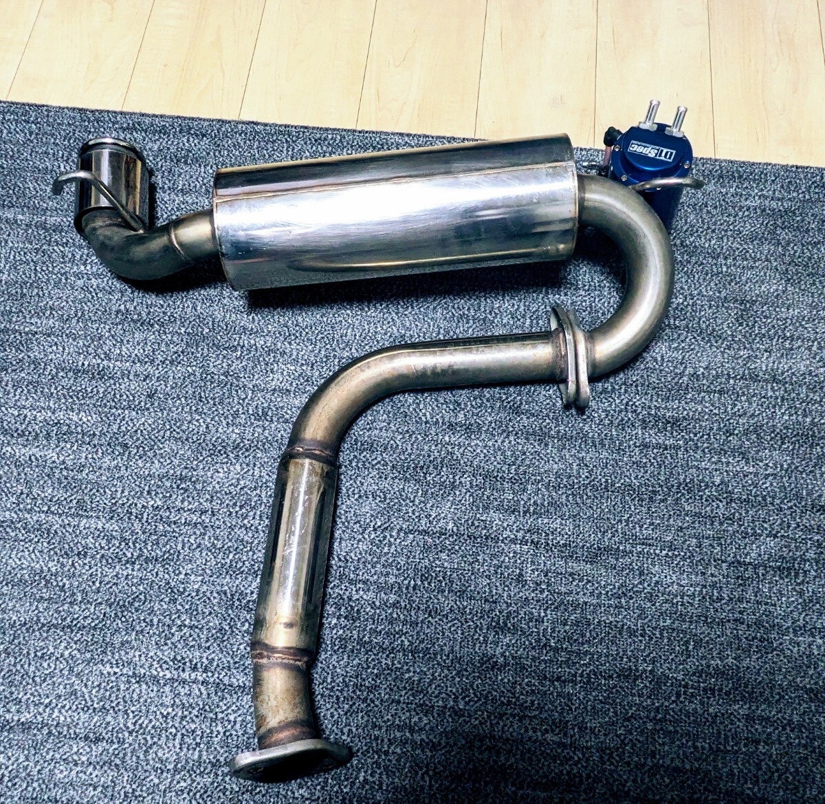 Yahoo!オークション - プレオRA1 2 RSオートジュエルマフラーと おまけ...