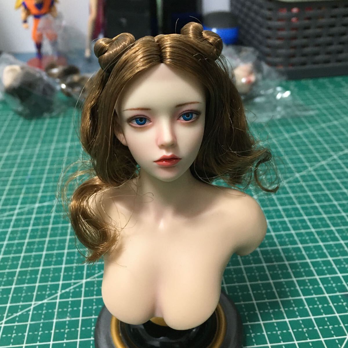 Yahoo!オークション - B284 1/6 フィギュア ヘッド 女性ヘッド 植毛タ...