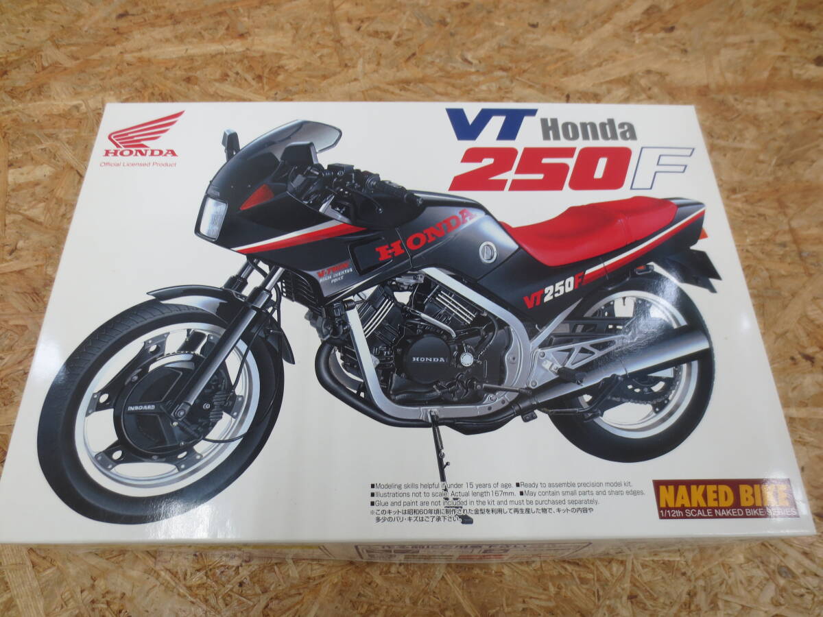 Yahoo!オークション - 100-A⑦481 1/12 Honda VT250F