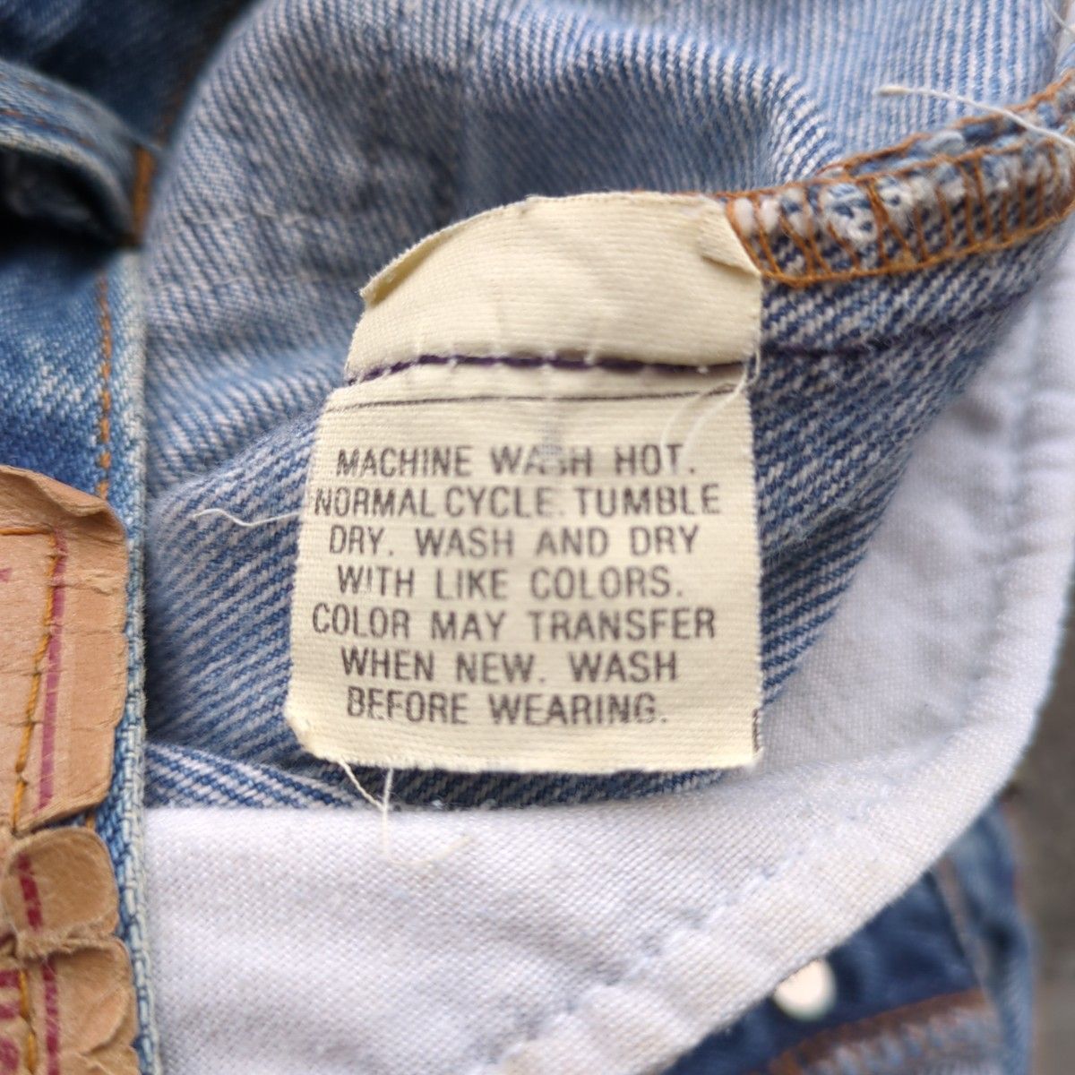 80s リーバイス 金糸脇割り 501ハチマル Levi's ひげ落ち USA製 80s リーバイス 金糸脇割り 501ハチマル Levi's ひげ落ち USA製