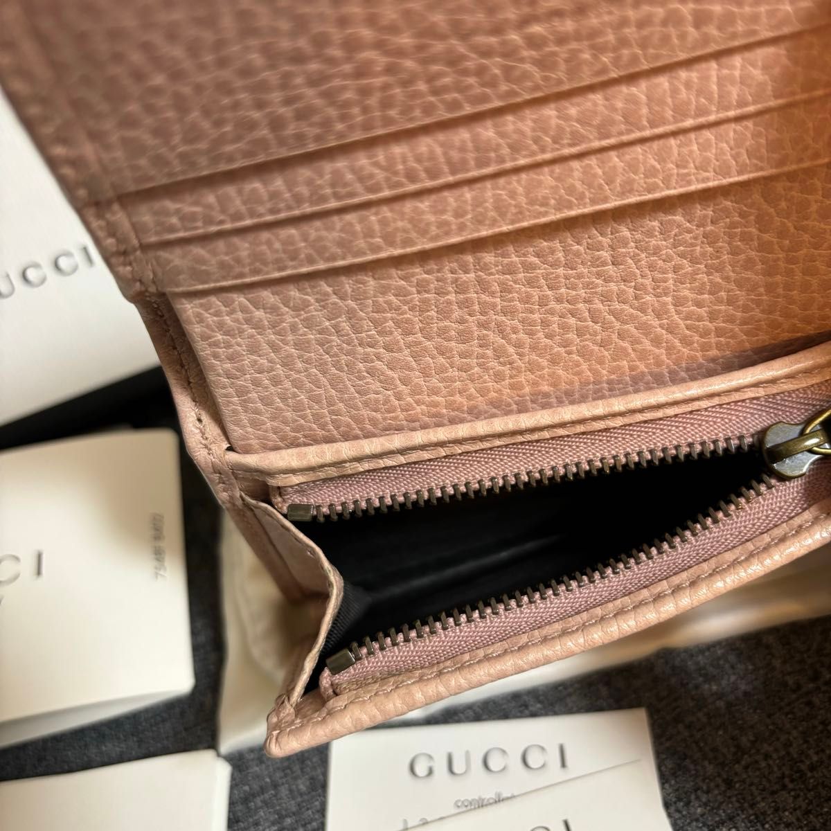 GUCCI バタフライ 二つ折り財布 ピンク グッチ蝶々 財布|Yahoo GUCCI バタフライ 二つ折り財布 ピンク グッチ蝶々 財布|Yahoo
