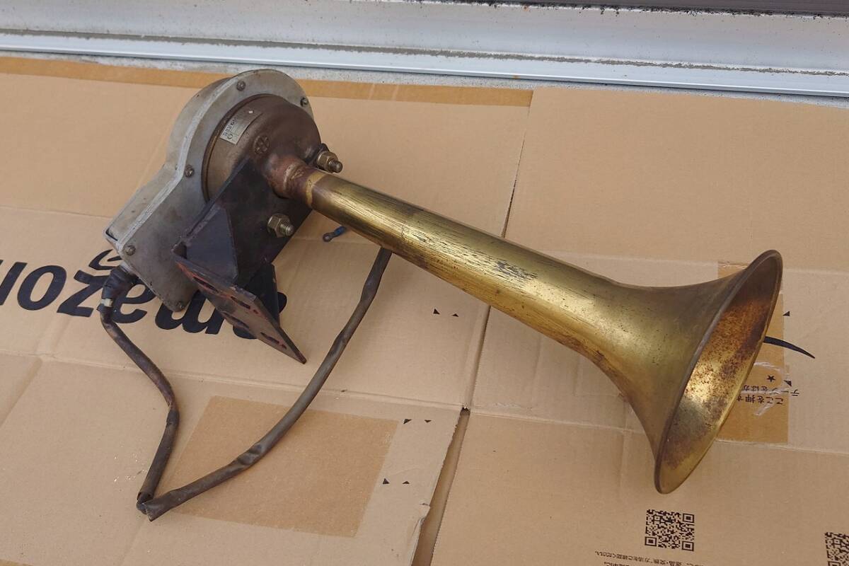 日本代購代標第一品牌【樂淘letao】－AW-5 タイフォン 日本エヤーブレーキ製 寒冷地仕様 ヒーター付き 警笛 空気笛 トラックホーンにも