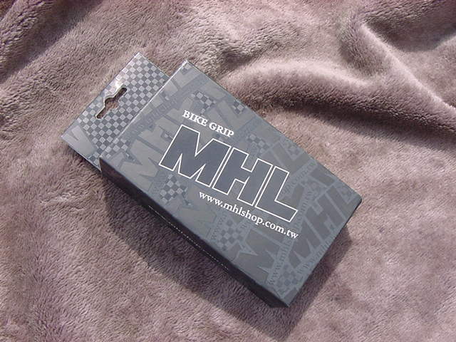 Yahoo!オークション - MHL TOWEL-100 Lock-On Grip BLUE/BK 新品未使用