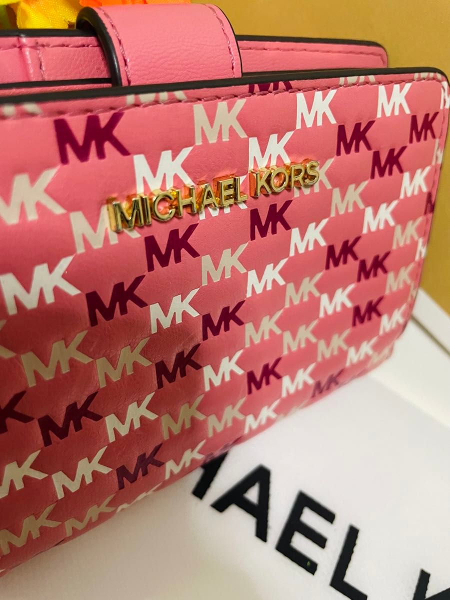 MICHAEL KORS 二つ折り財布 ピンク MKロゴ|Yahoo!フリマ(旧 MICHAEL KORS 二つ折り財布 ピンク MKロゴ|Yahoo!フリマ(旧