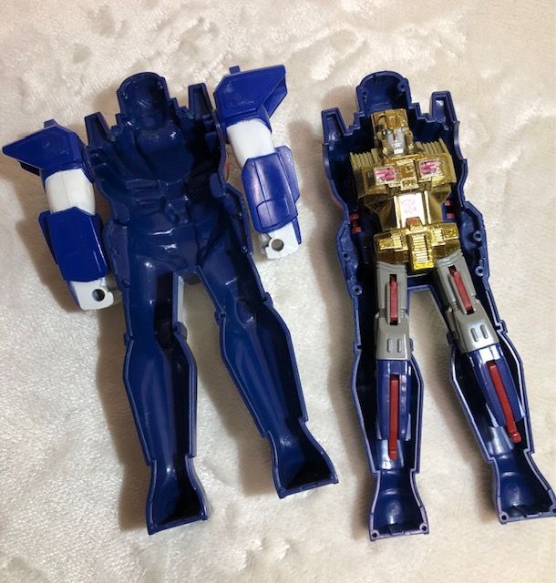 絶版品 当時物】トランスフォーマー C201 プリテンダー メタル 絶版品 当時物】トランスフォーマー C201 プリテンダー メタル
