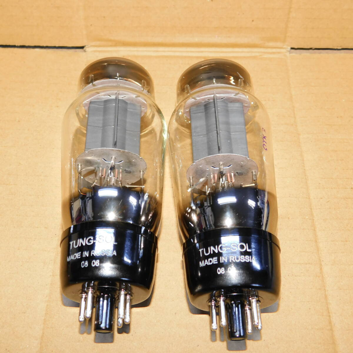 Yahoo!オークション - 6L6G TUNG-SOL(RUSSIA製) 2本と詳細不明な6L6系...