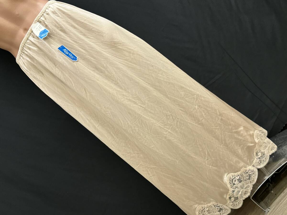 Yahoo!オークション - 7263 ペチコート 【未使用タグ付】 Kayser by NA...