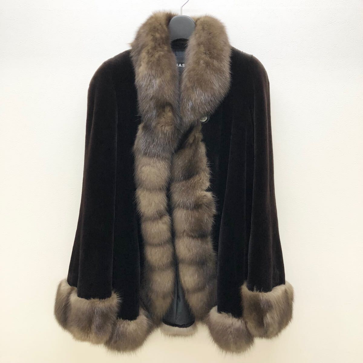 Yahoo!オークション - ROCHAS SAGA FURS ROYAL トリミングセーブル ミ...