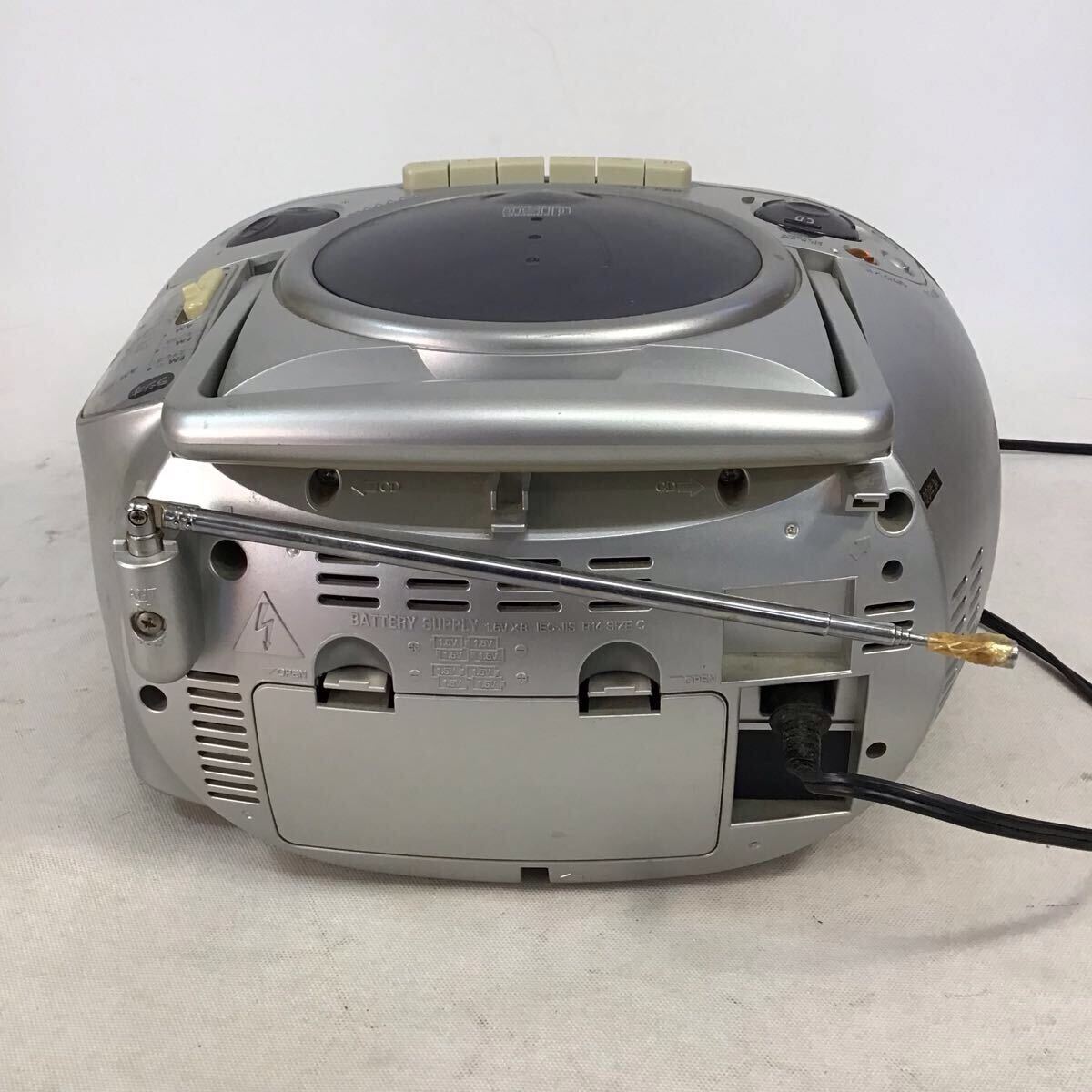 Yahoo!オークション - aiwa アイワ CDラジカセ CSD-A310 シルバー