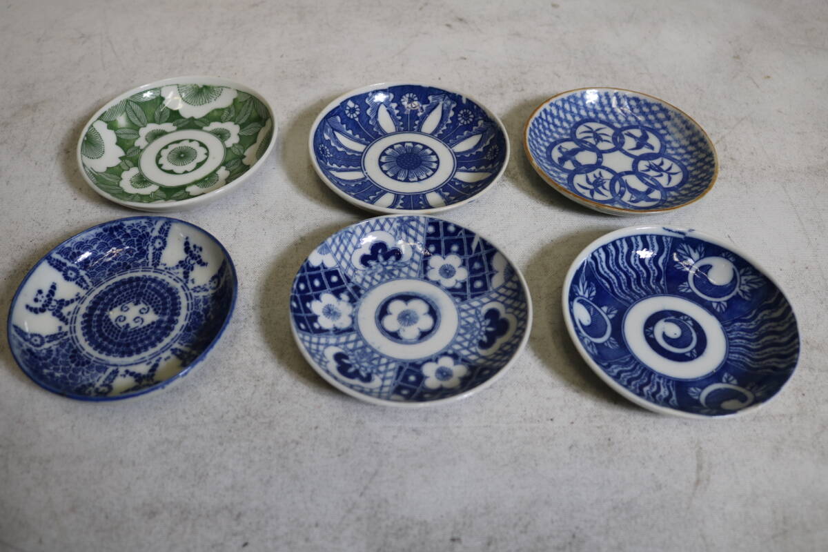 Yahoo!オークション - b249.アンティーク レトロ 古い小皿図違い印判...