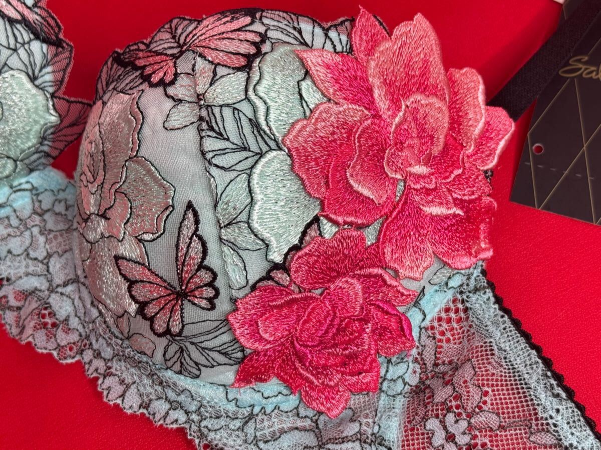 Yahoo!オークション - サルート 83グループ ホリック C75&ソングM TU ...