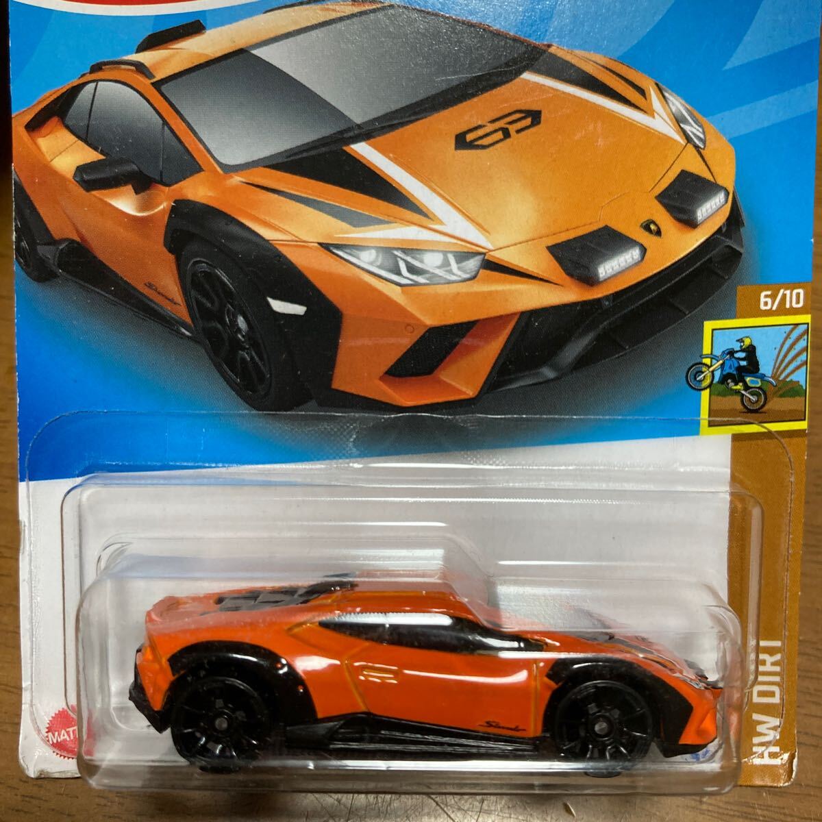 Yahoo!オークション - 2024N LAMBORGHINI HURACAN STERRATO ホットウィ...
