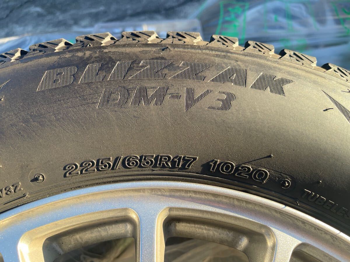 Yahoo!オークション - ブリヂストン ブリザック DMV3 225/65R17 ブリヂ...