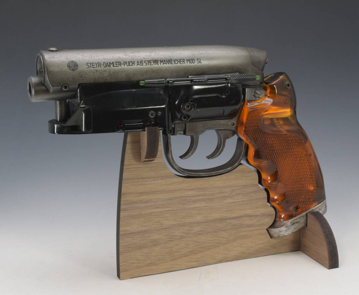 Yahoo!オークション - 留之助ブラスター 2049 無可動モデル 完成品 ヒ...