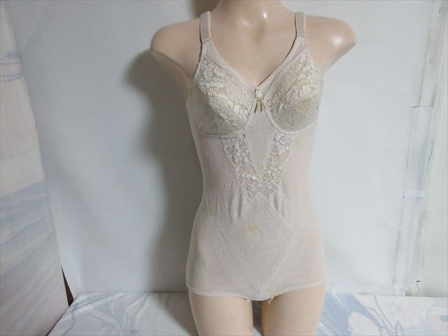 Yahoo!オークション - 3185 ≪A80L≫ wacoal 透けピチ 成熟エロス ボデ...