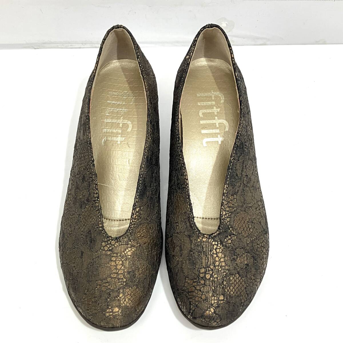 志木 fitfit/フィットフィット 本革 Vカット レース素材 パンプス 23EEE 23cm ゴールド×ブラック(23.0cm)｜売買されたオークション情報、yahooの商品情報を ...