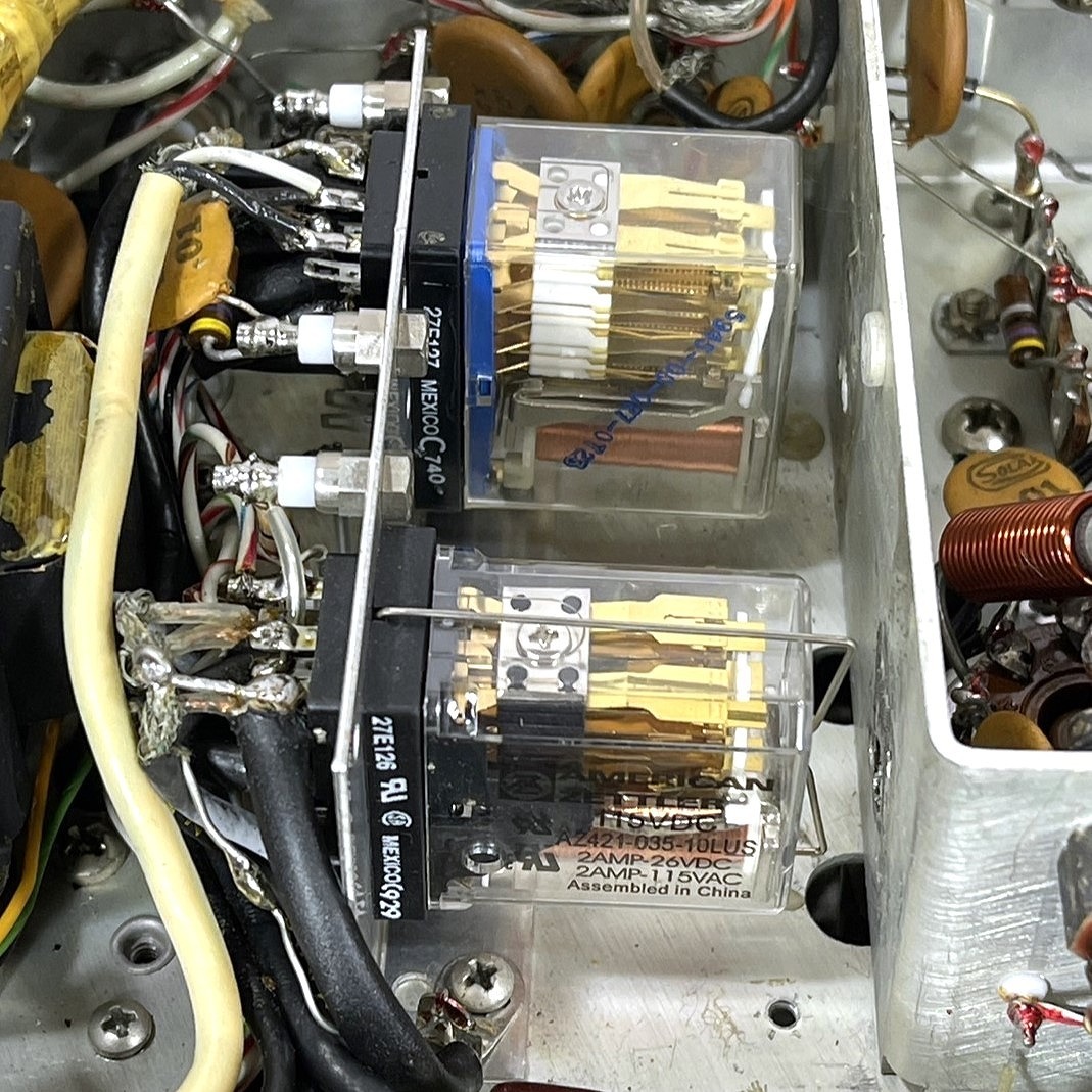 Yahoo!オークション - 希少 Collins コリンズ KWM-2 SSB CW 真空管式 ...