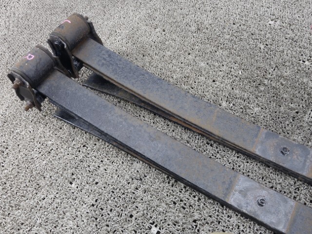 Yahoo!オークション - 8512 スズキ キャリィ DA63T リア/リヤリーフス...