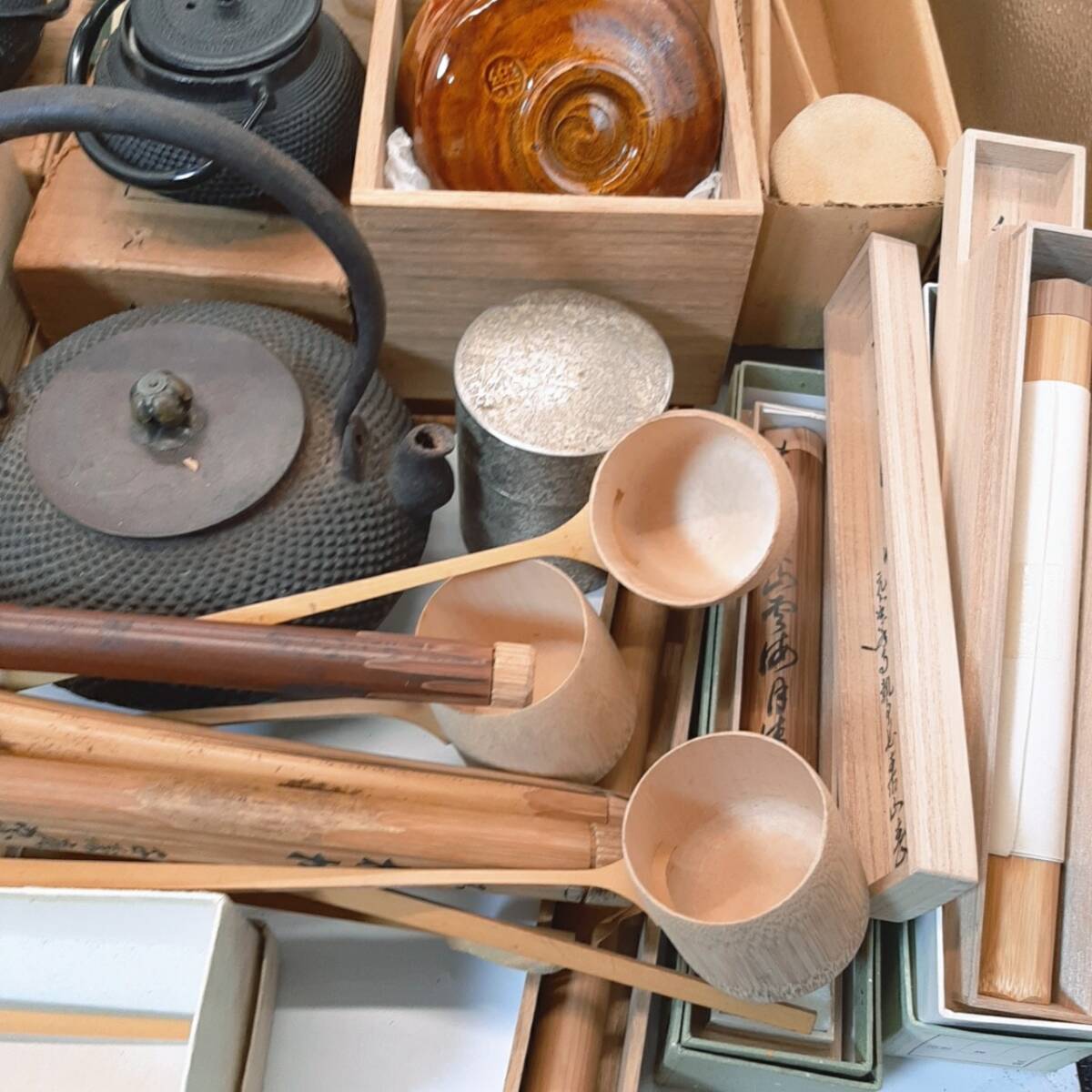 Yahoo!オークション - a318 茶道具 まとめ 鉄瓶 茶碗 他 長期保管品 現...