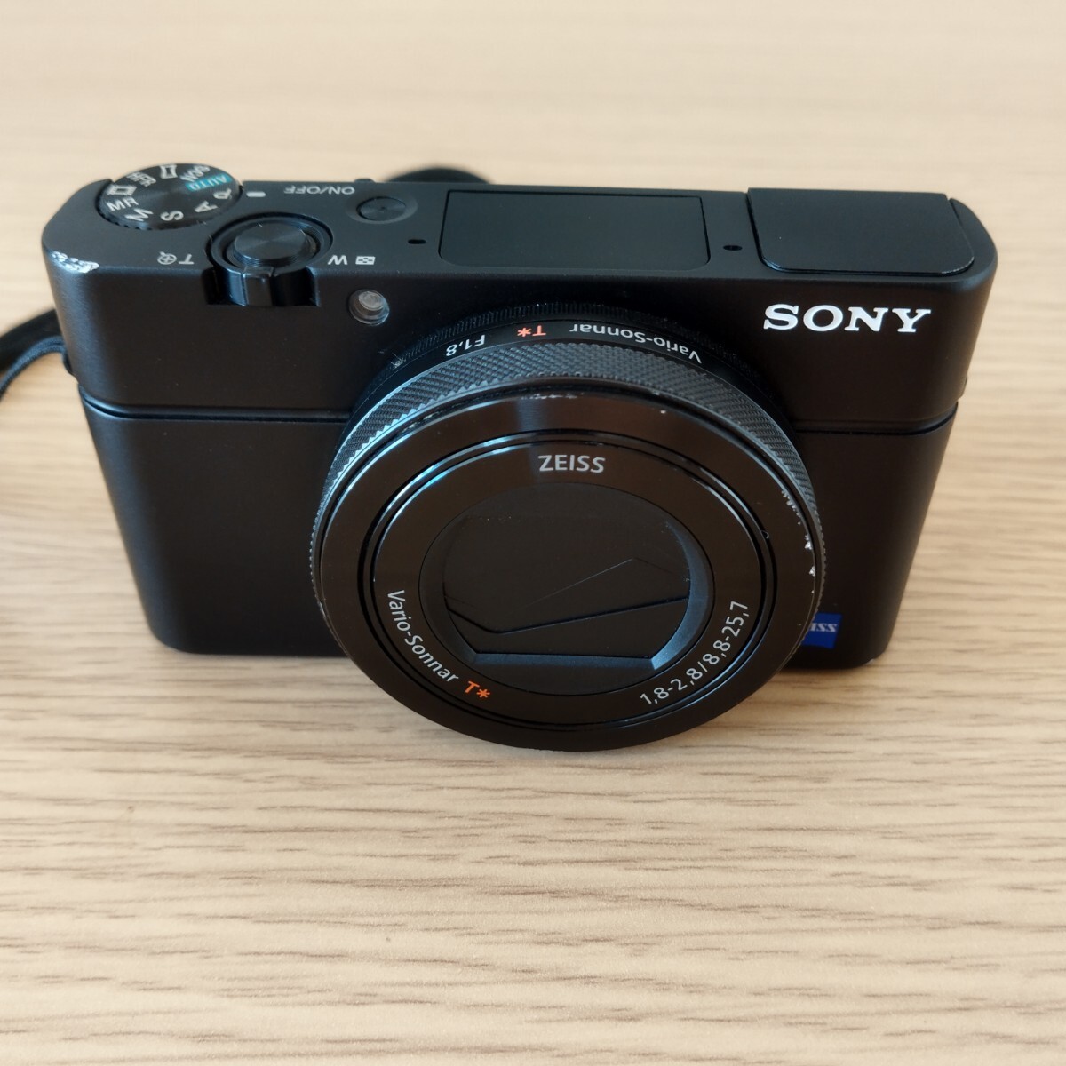 Yahoo!オークション - SONY RX100 VII DSC-RX100M7 Cyber-shot 箱あり ...