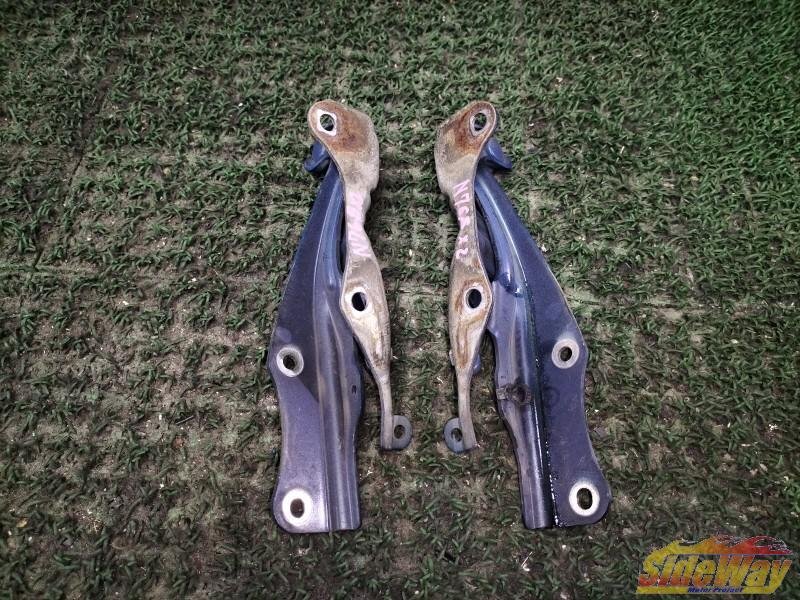 Yahoo!オークション - S_インプレッサ(GH8)ボンネットヒンジ 左右【N76...