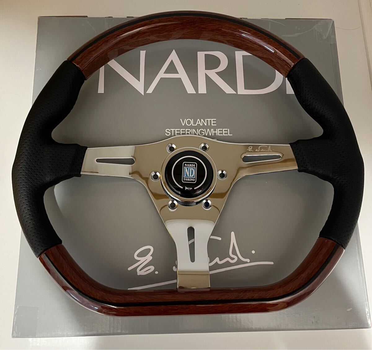 Yahoo!オークション - NARDI ナルディ ステアリング D型 ウッド調 カリ...
