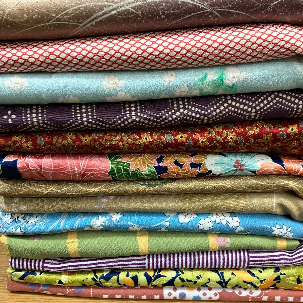 Yahoo!オークション - 一右衛門No.2782 洗える着物 小紋 43枚まとめ売...