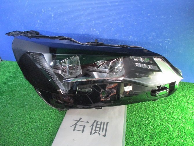 Yahoo!オークション - 管理№12234 プジョー 3008 純正 LED 右...