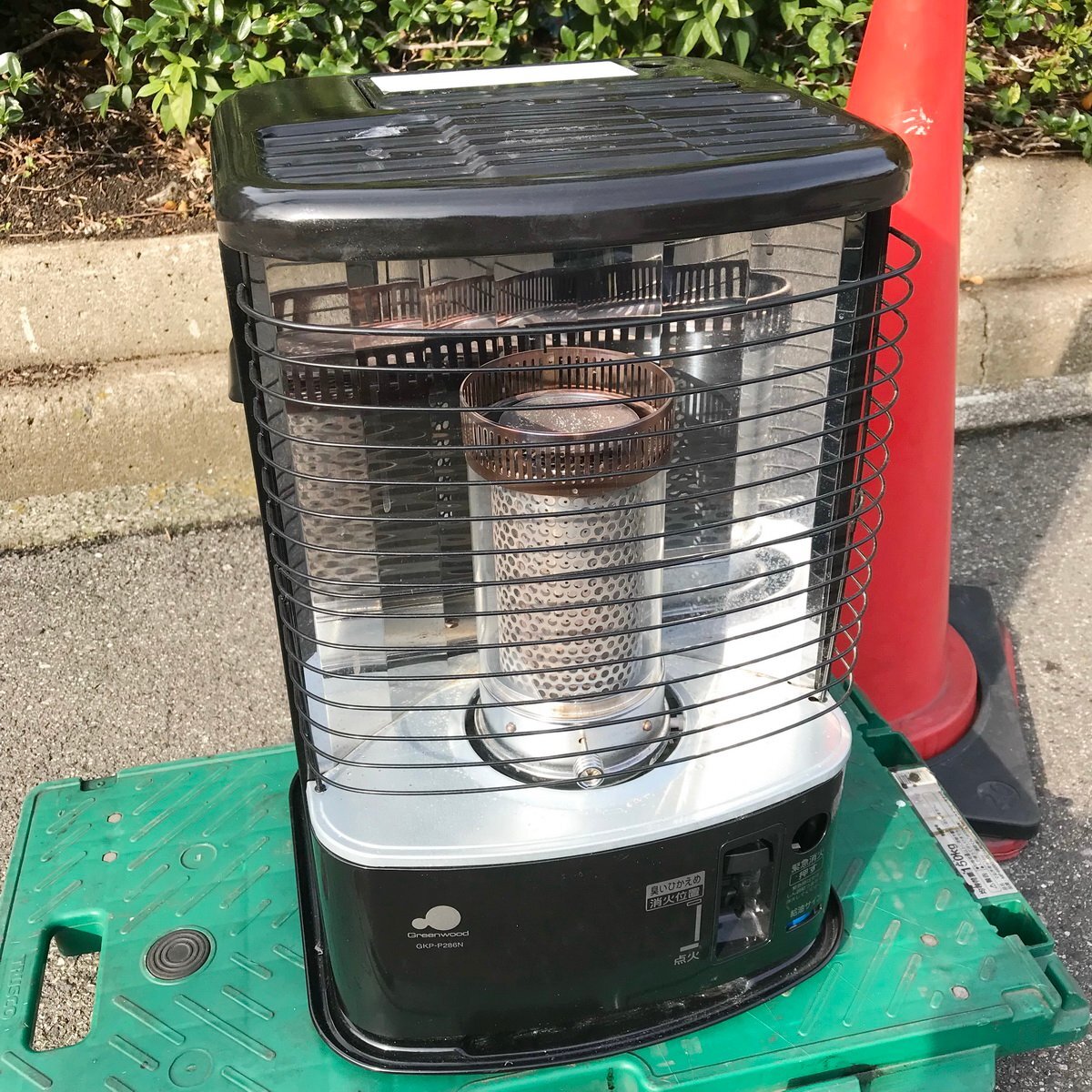 Yahoo!オークション - 昭飯n438 グリーンウッド 石油ストーブ 灯油スト...