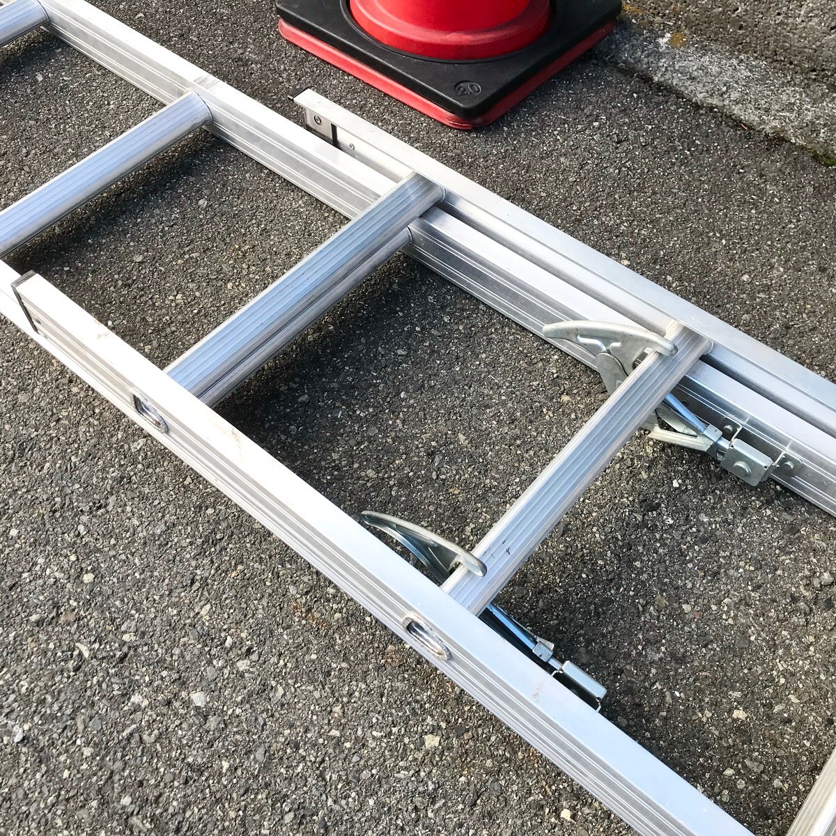 Yahoo!オークション - 雲清g607 ピカ アルミ製2連はしご スライダー梯...