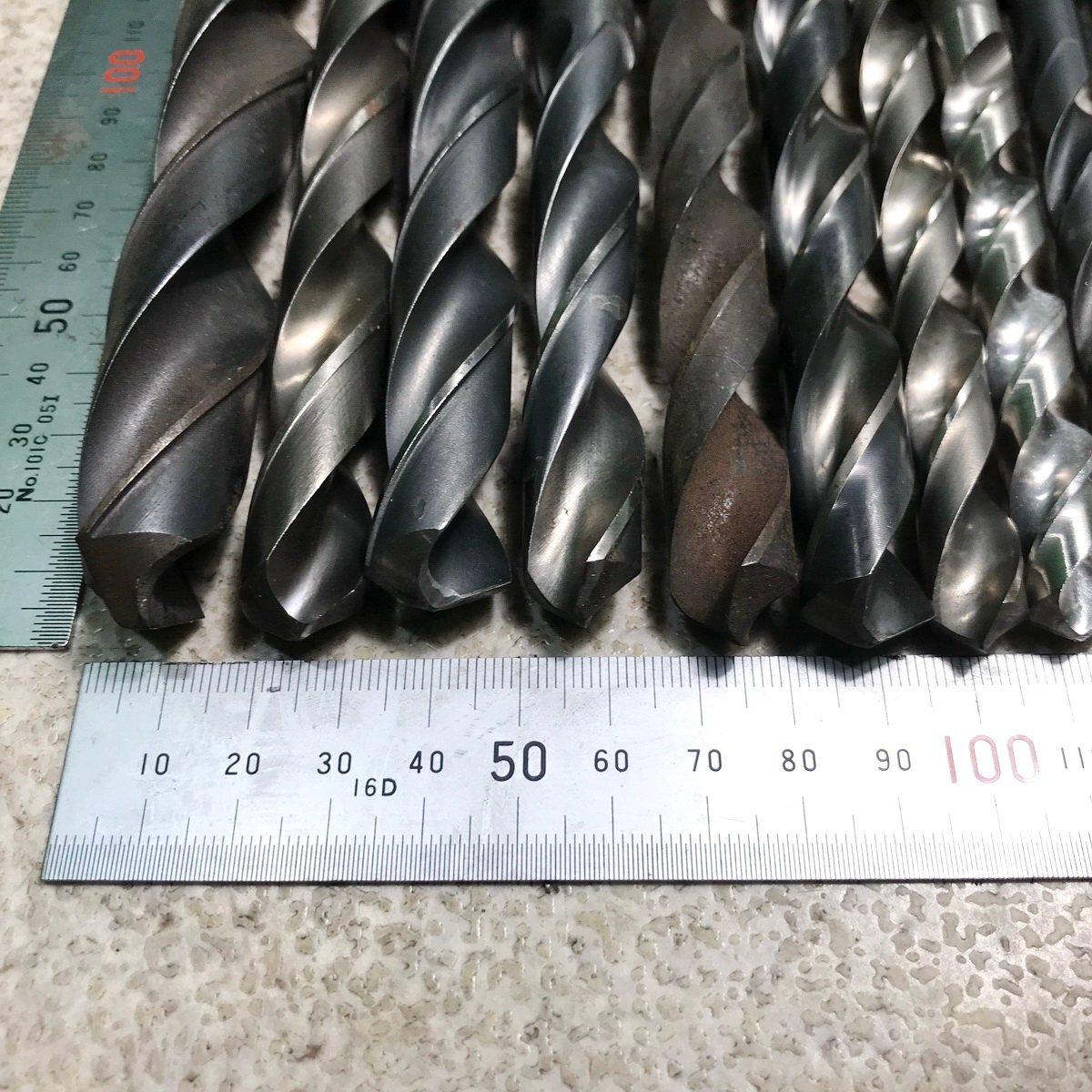 Yahoo!オークション - 春清g669 計34本セット コベルコ他 鉄工ツイスト...