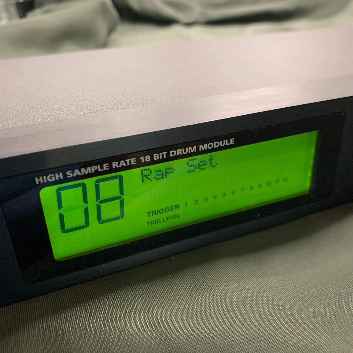 ALESIS アレシス DM5 ドラム リズム 電源アダプター付き 音源モジュール(音源モジュール)｜売買されたオークション情報、yahooの商品情報をアーカイブ公開 - オークファン ...