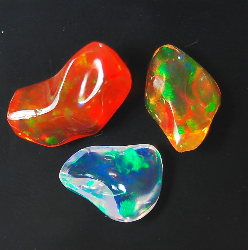 Yahoo!オークション - 【100円～】計4.58ct 天然オパール ルース 3pc