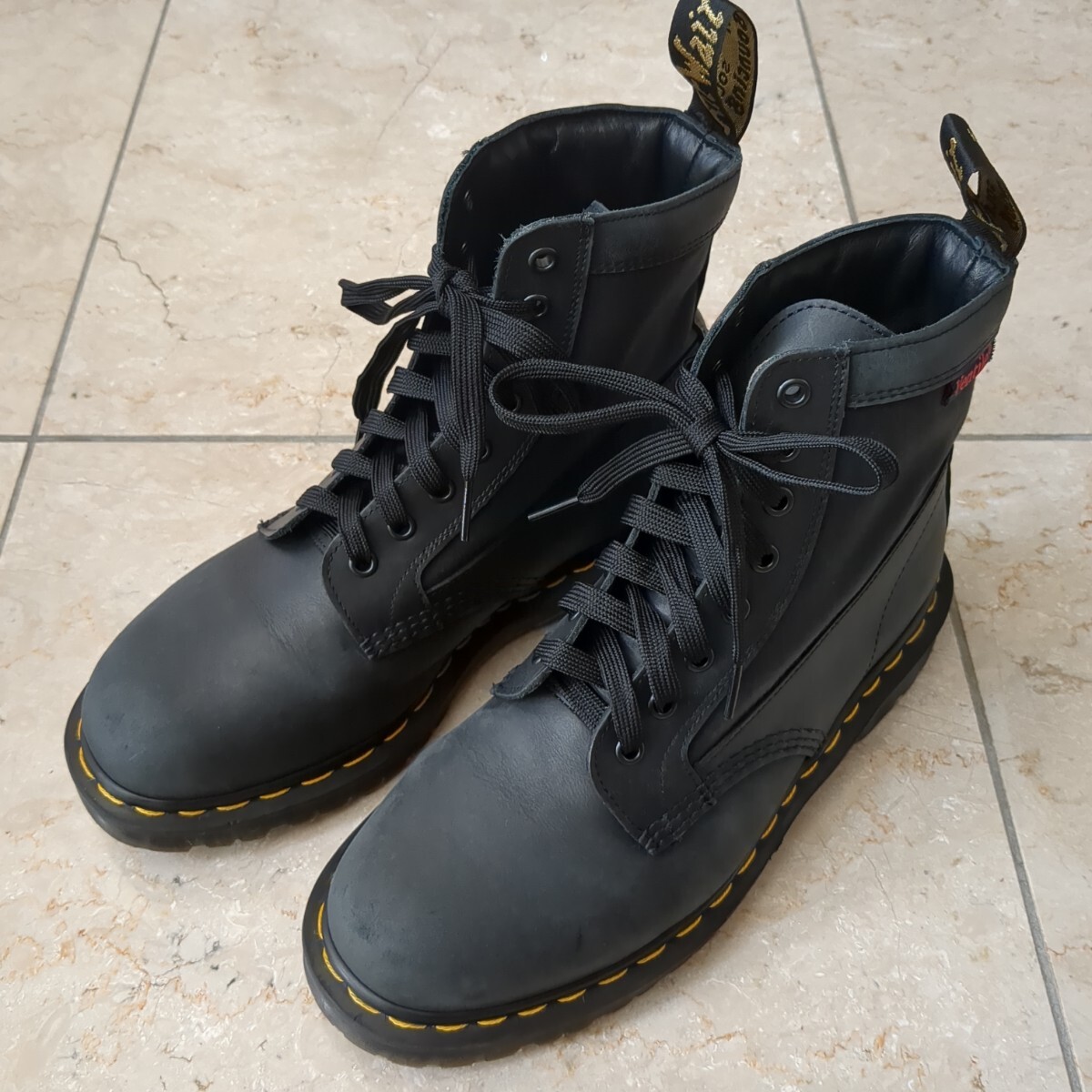 Yahoo!オークション - 最終価格 Dr.Martens 1460 8ホール イングランド...