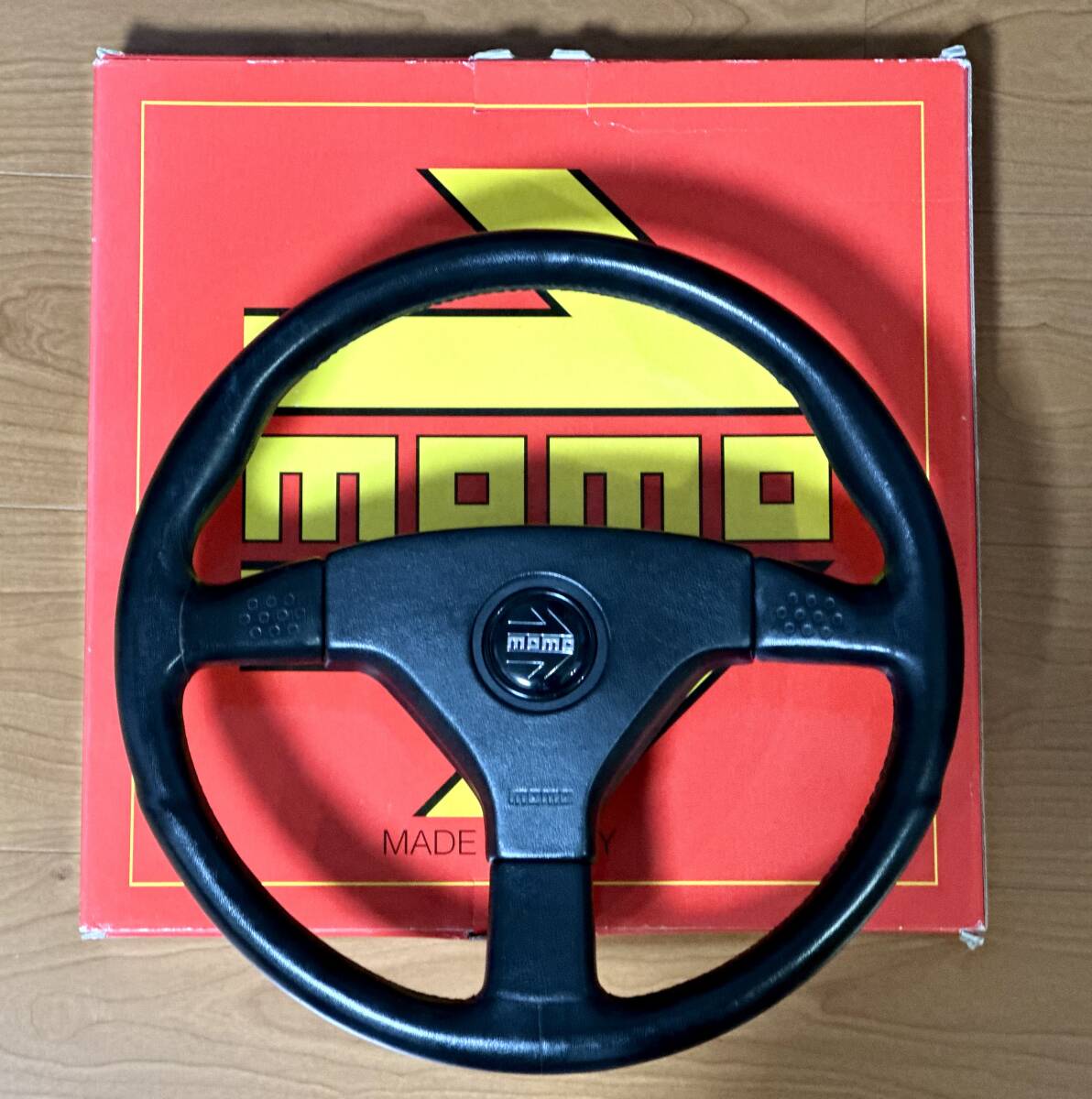 Yahoo!オークション - MOMO Ghibli3 ギブリ3 ステアリング TYP V36 34c...