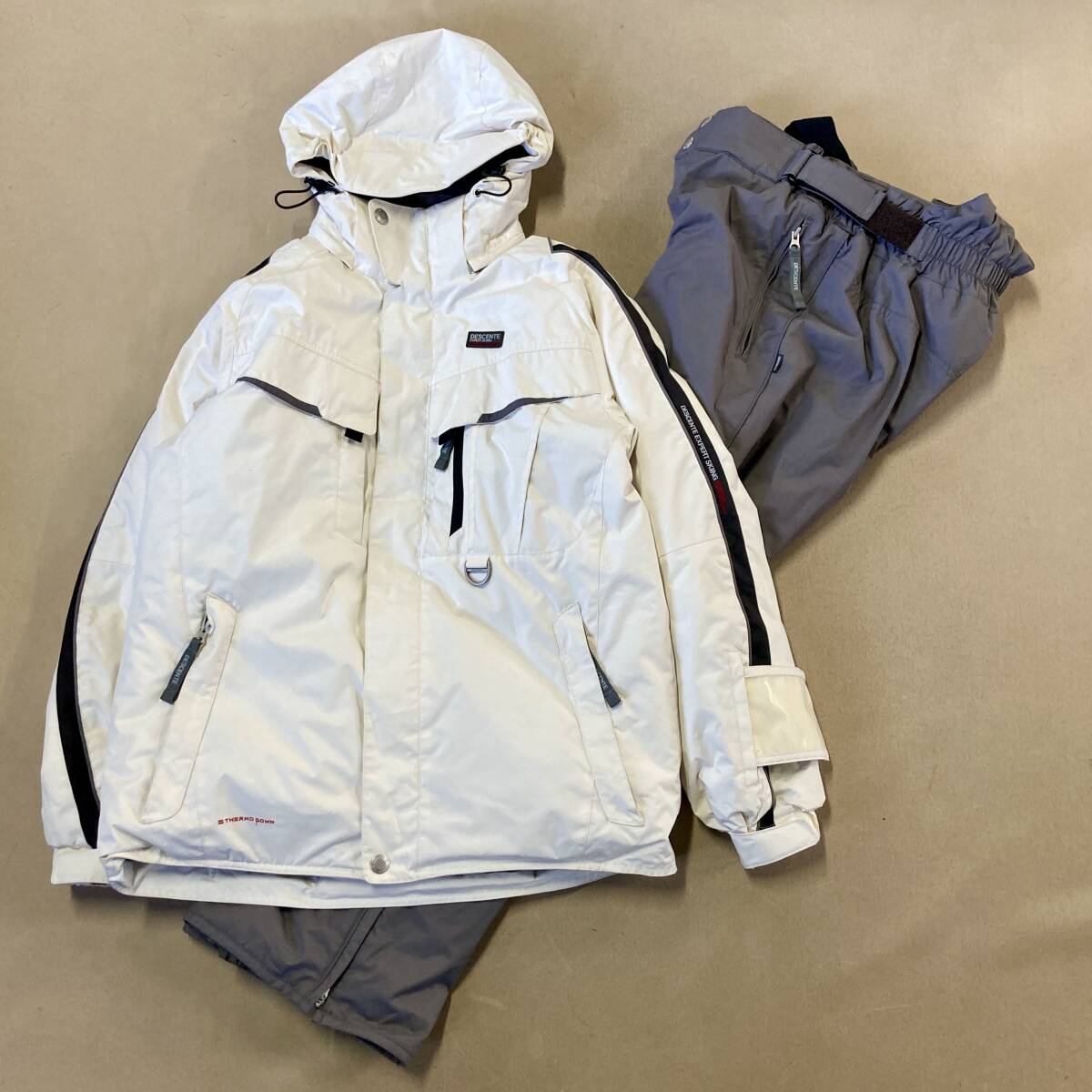 DESCENTE デサント セットアップ スキーウェア スノーボードウェア ジャケット アクティブ ウインター ホワイト系 O メンズ 1.81kg(Mサイズ)｜売買されたオークション情報 ...