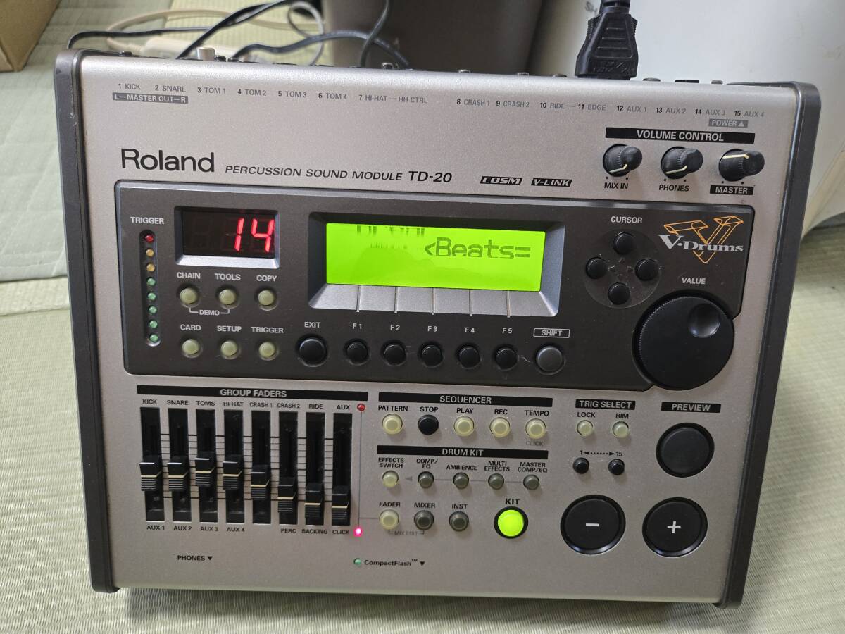 ジャンク ROLAND ローランド/音源モジュール/TD-20 y4(音源モジュール)｜売買されたオークション情報、yahooの商品情報をアーカイブ公開 - オークファン（aucfan.com）