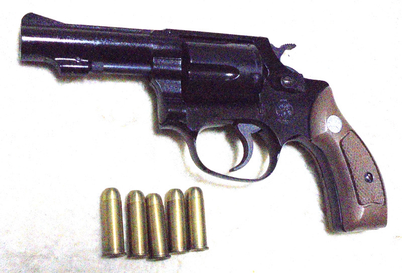 Yahoo!オークション - CMC S&W M-36チーフスペシャル3インチバレル