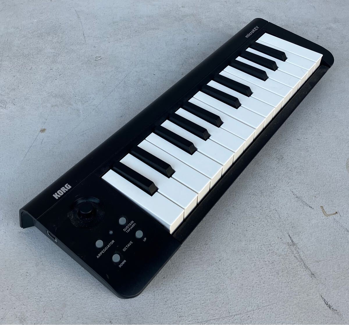 KORG MIDIキーボード microKEY-25(MIDIキーボード、コントローラー)｜売買されたオークション情報、yahooの商品情報をアーカイブ公開 - オークファン（aucfan.com）