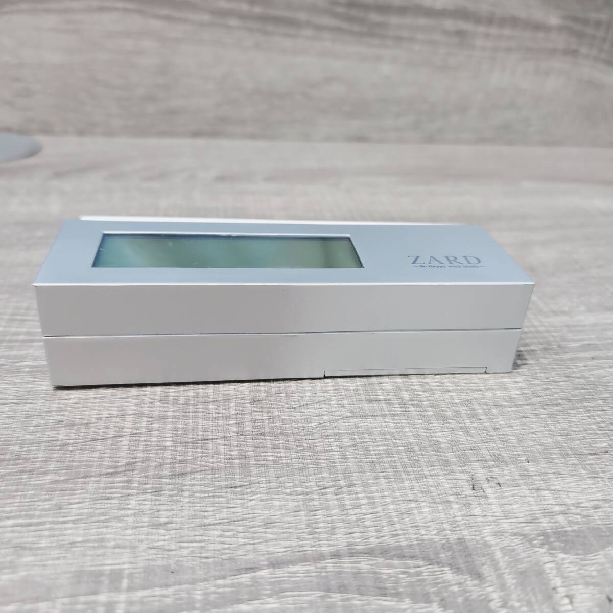 ZARD】 置き時計 ZARDコラボ商品 銀座山野楽器 限定品 坂井泉水 ZARD】 置き時計 ZARDコラボ商品 銀座山野楽器 限定品 坂井泉水