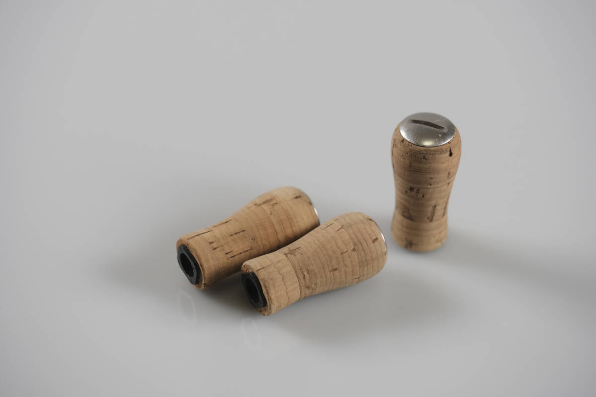 【シマノ純正】 夢屋 コルク ハンドルノブ 3個 :: Yahoo!Auction｜DEJAPAN - Bid and Buy Japan with 0% commission