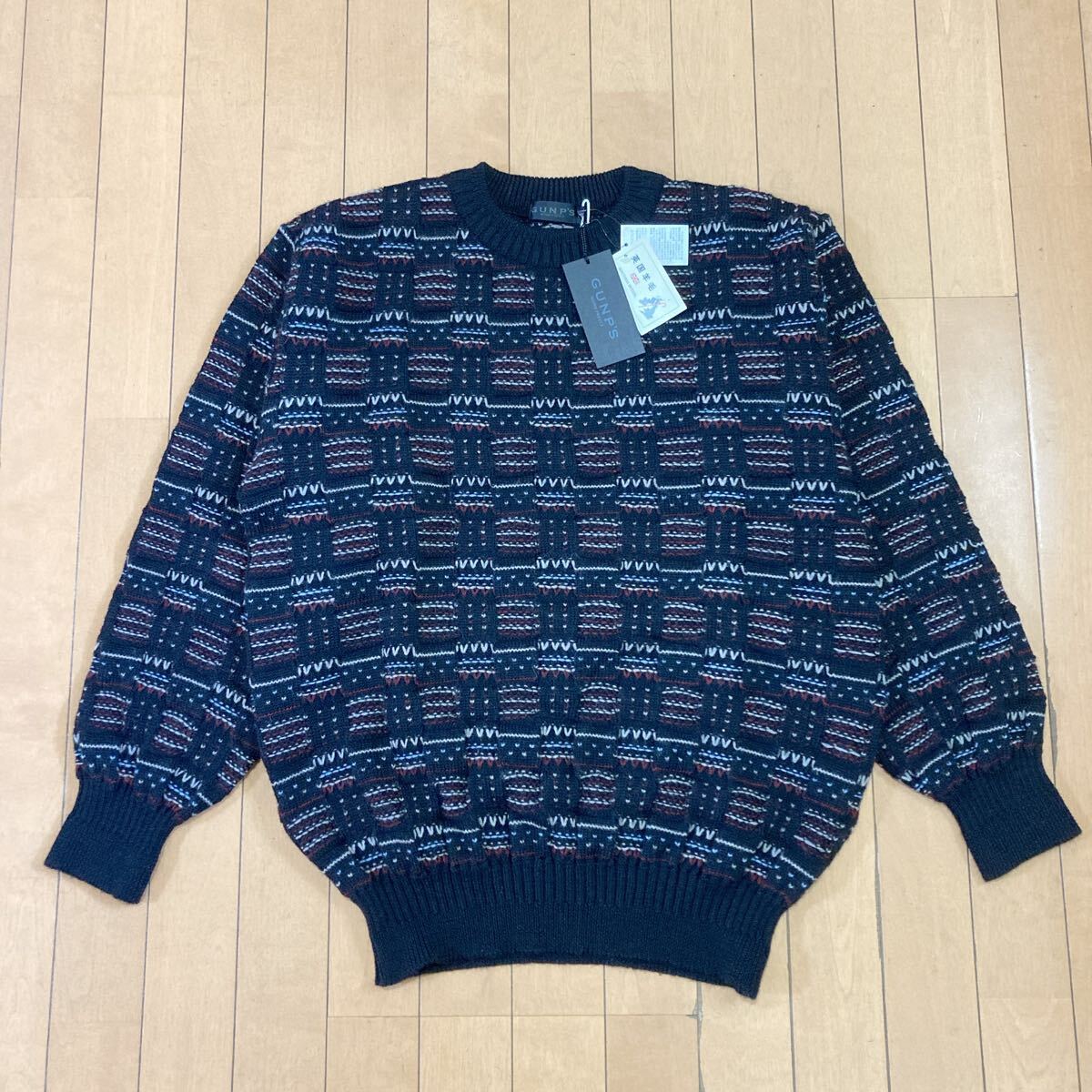 Yahoo!オークション - 【新品未使用】GUNP'S ウール100% セーター 良デ...