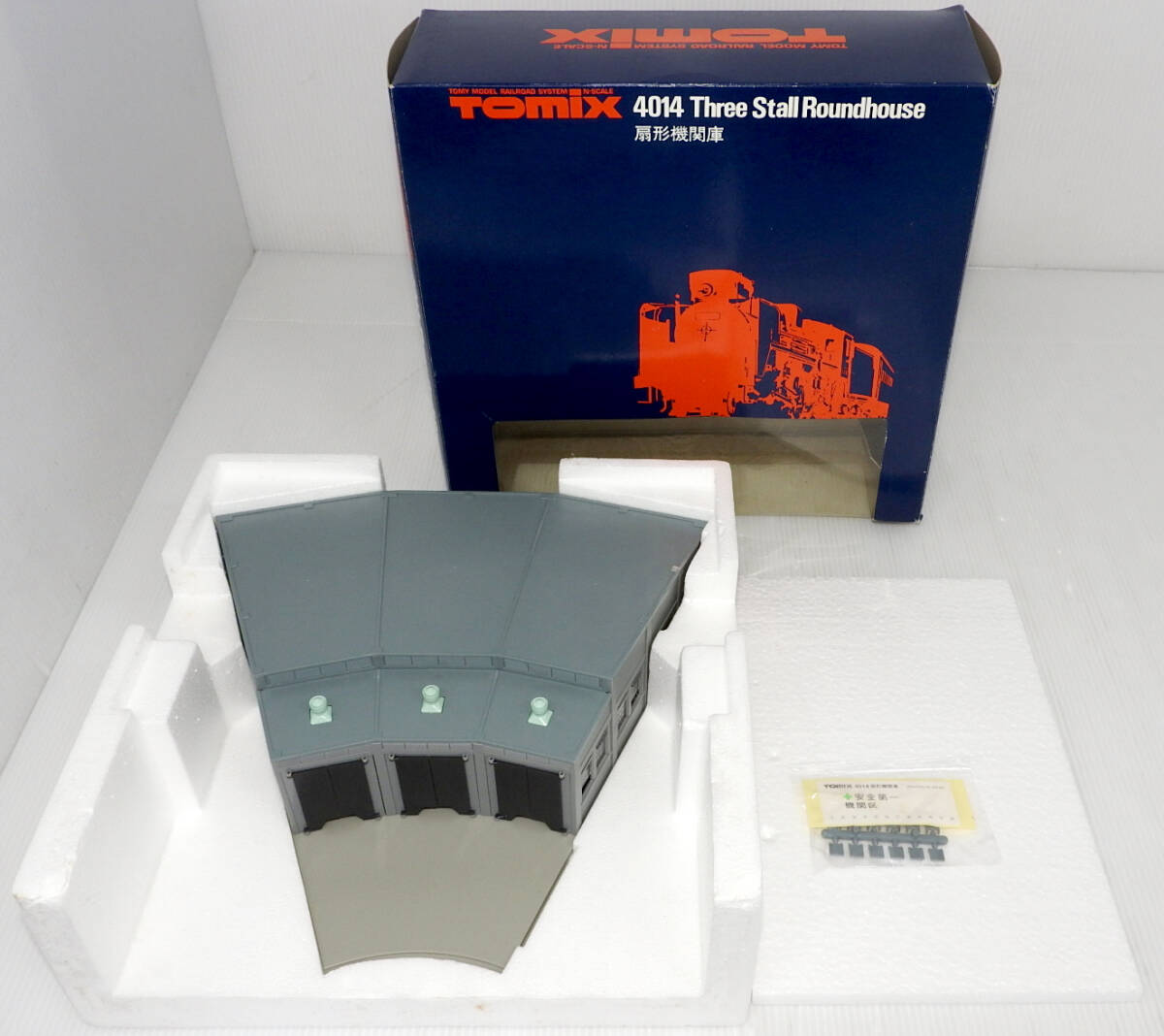 Yahoo!オークション - 現状品 TOMIX ストラクチャー 4014 扇形機関庫 N...