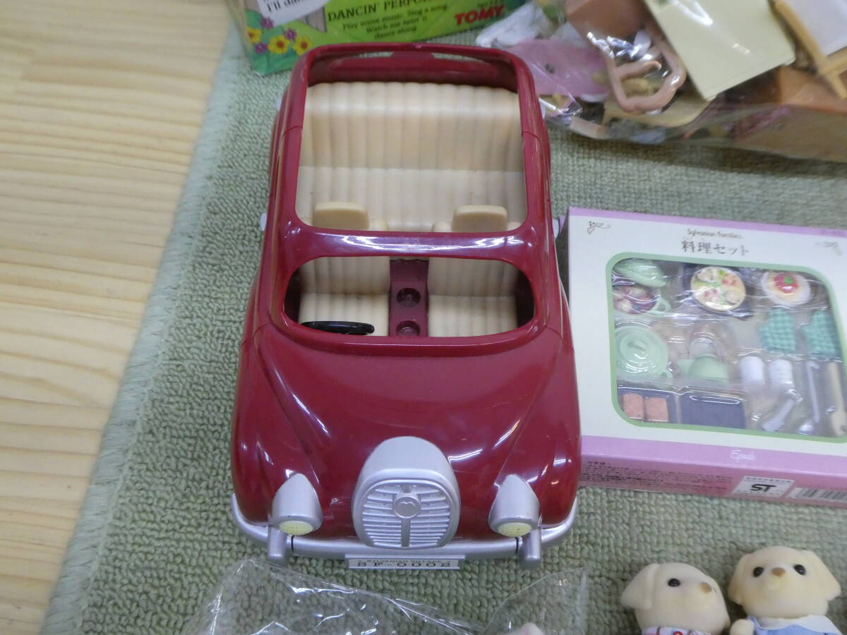 Yahoo!オークション - 103-Z07) 現状品 シルバニアファミリー まとめ売...