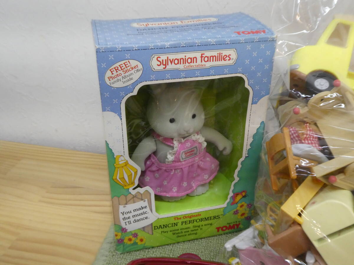 Yahoo!オークション - 103-Z07) 現状品 シルバニアファミリー まとめ売...