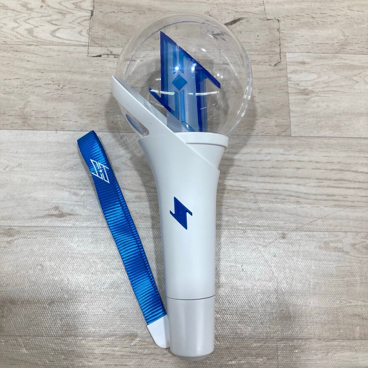 Yahoo!オークション - JO1 official LIGHT STICK ペンライト（43）[D19...