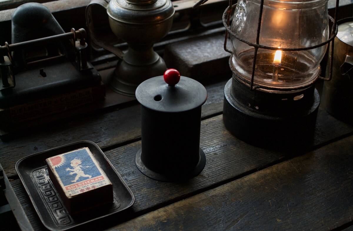 Yahoo!オークション - 古いマッチの燃え殻入れ 鉄製 キャンドルベース ...