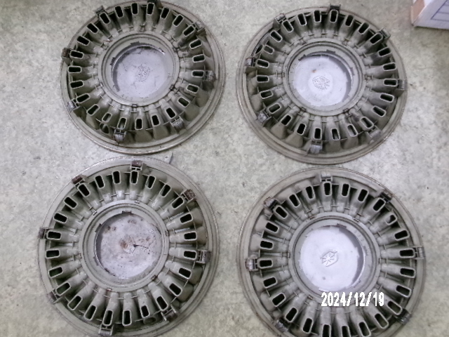 Yahoo!オークション - トヨタ クラウン MS60 昭和48年 14インチ 当時物...