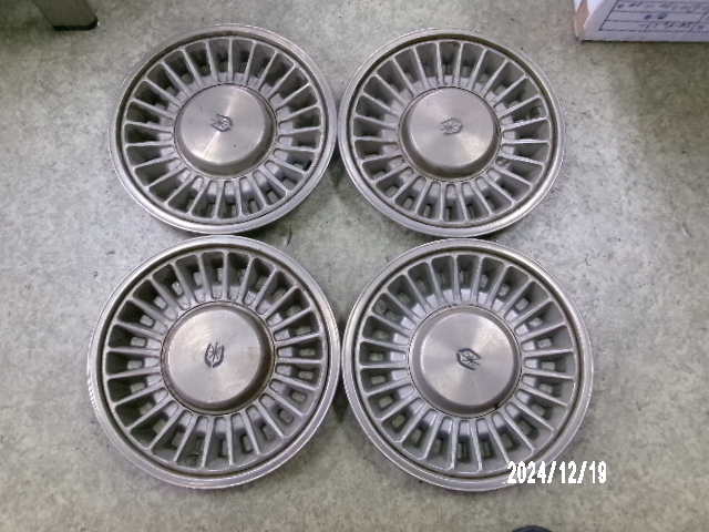 Yahoo!オークション - トヨタ クラウン MS60 昭和48年 14インチ 当時物...