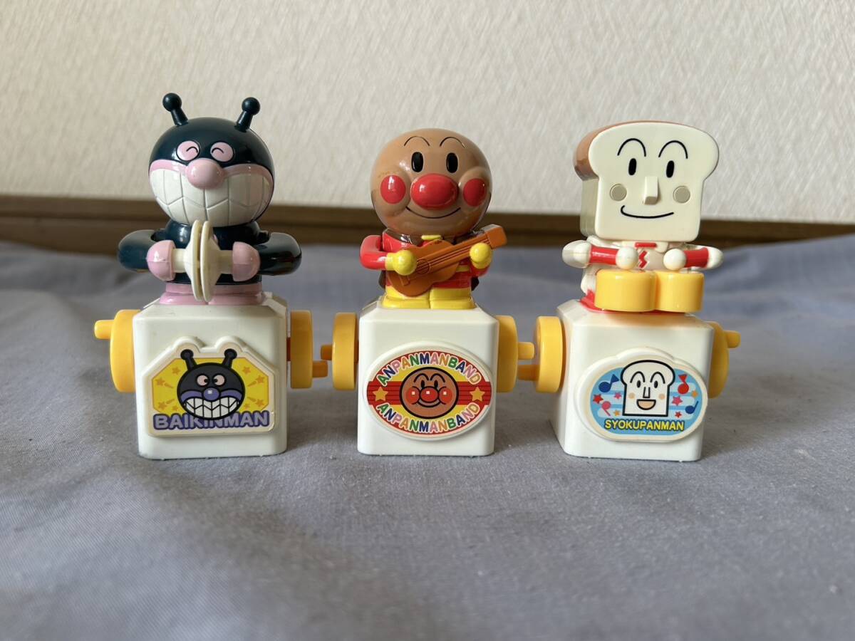 Yahoo!オークション - 4 ANPANMAN アンパンマン 動くおもちゃ バイキ...